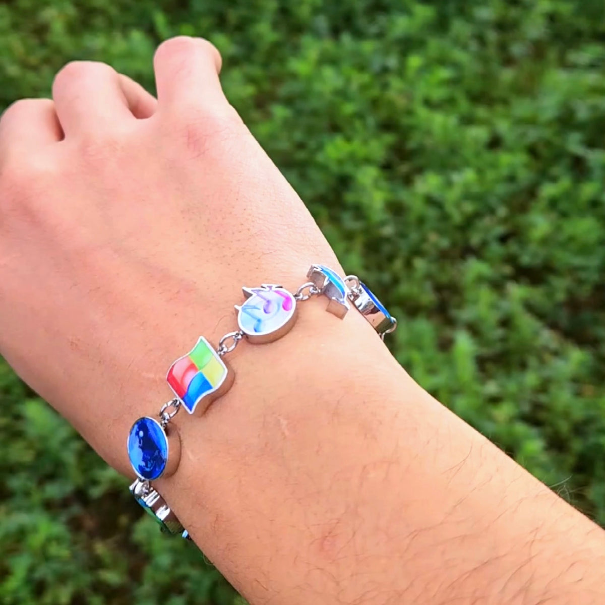 Frutiger Aero Bracelet 🐬💿🌐 – UNJUST JEWELRY